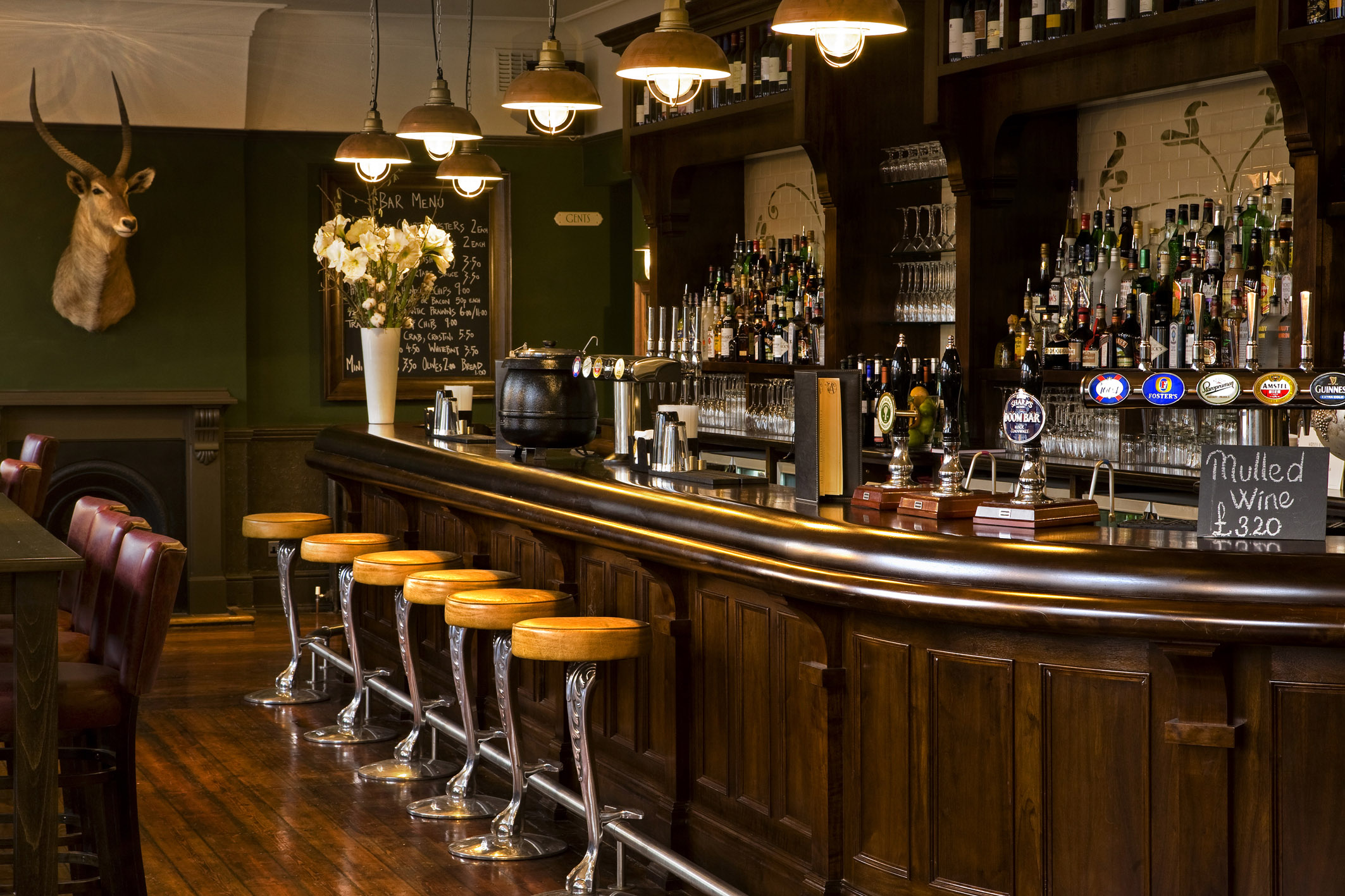 “Cheers, Queers!” London Pub “Will Only Hire LGBTQ+ Staff” | The Upper Lip